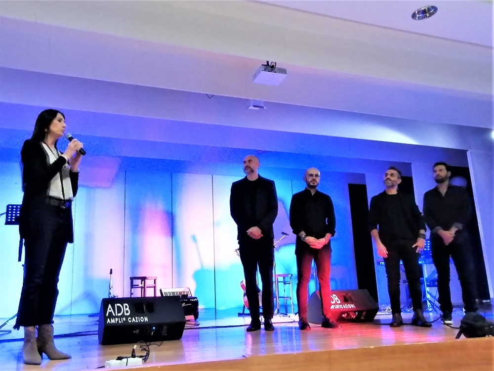 Quindici Molfetta - Poesia, musica ed emozioni a Molfetta con l'omaggio ... Quindici Molfetta - Poesia, musica ed emozioni a Molfetta con l'omaggio ...